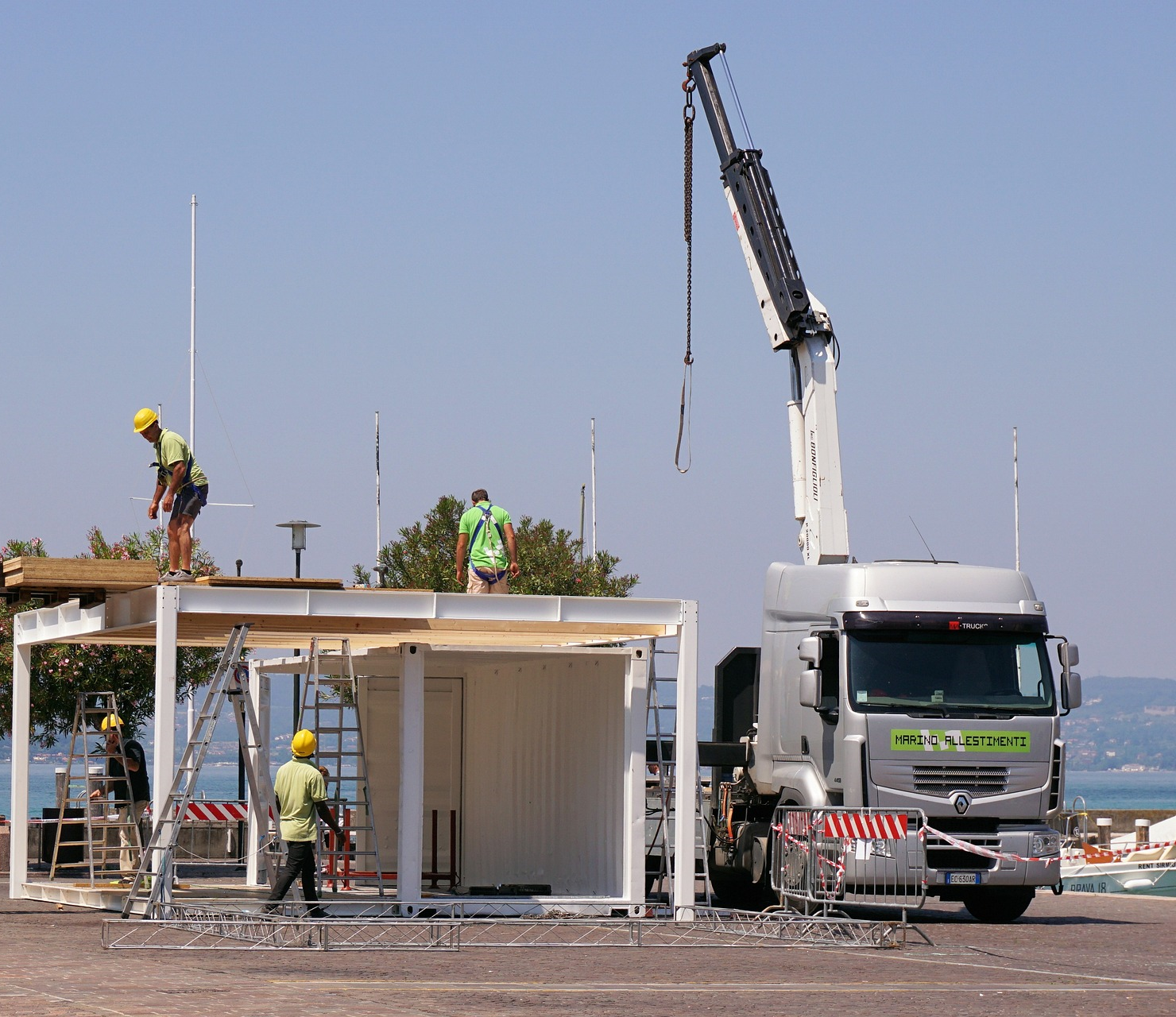 Daru bérlés ára, és a daruzási munkák: autódaru, mobil daru